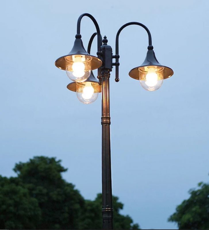 Retro European-Style 3-Head Garden Street Lamp - Light Trybe Nigeria